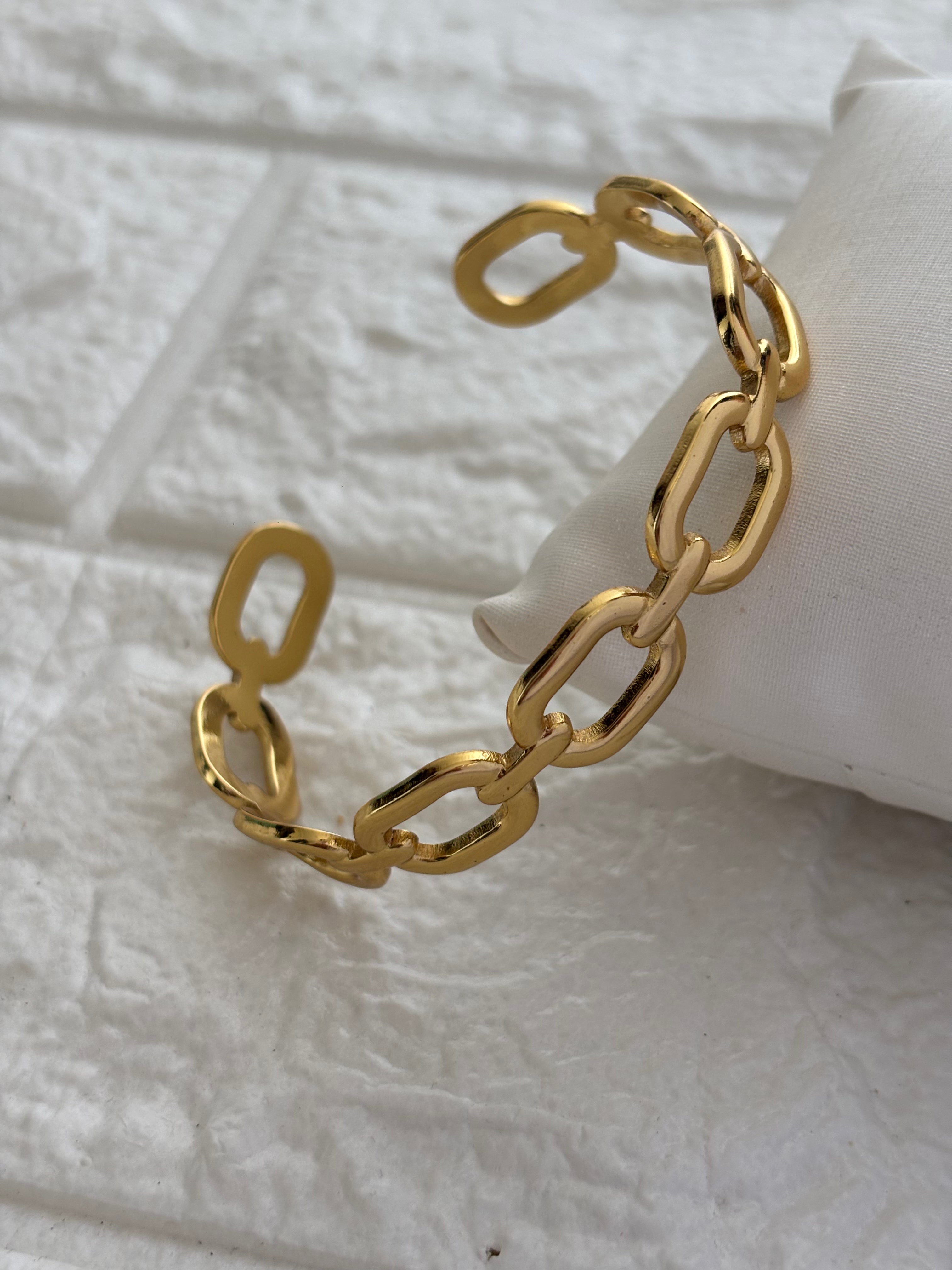 Cuban Adjustable Cuff – MACHKI