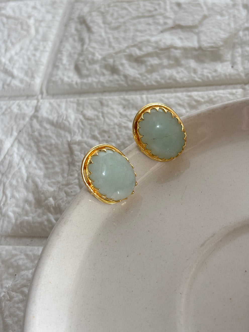 Bliss Natural Stone Studs- Brass – MACHKI